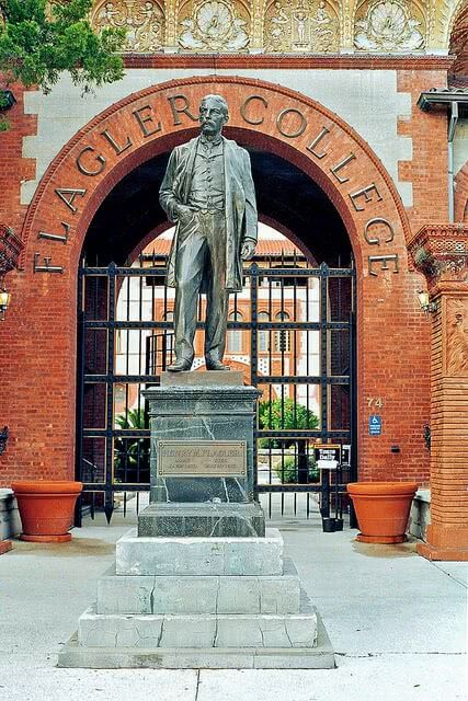 16 Haunted College Campuses and Their Stories