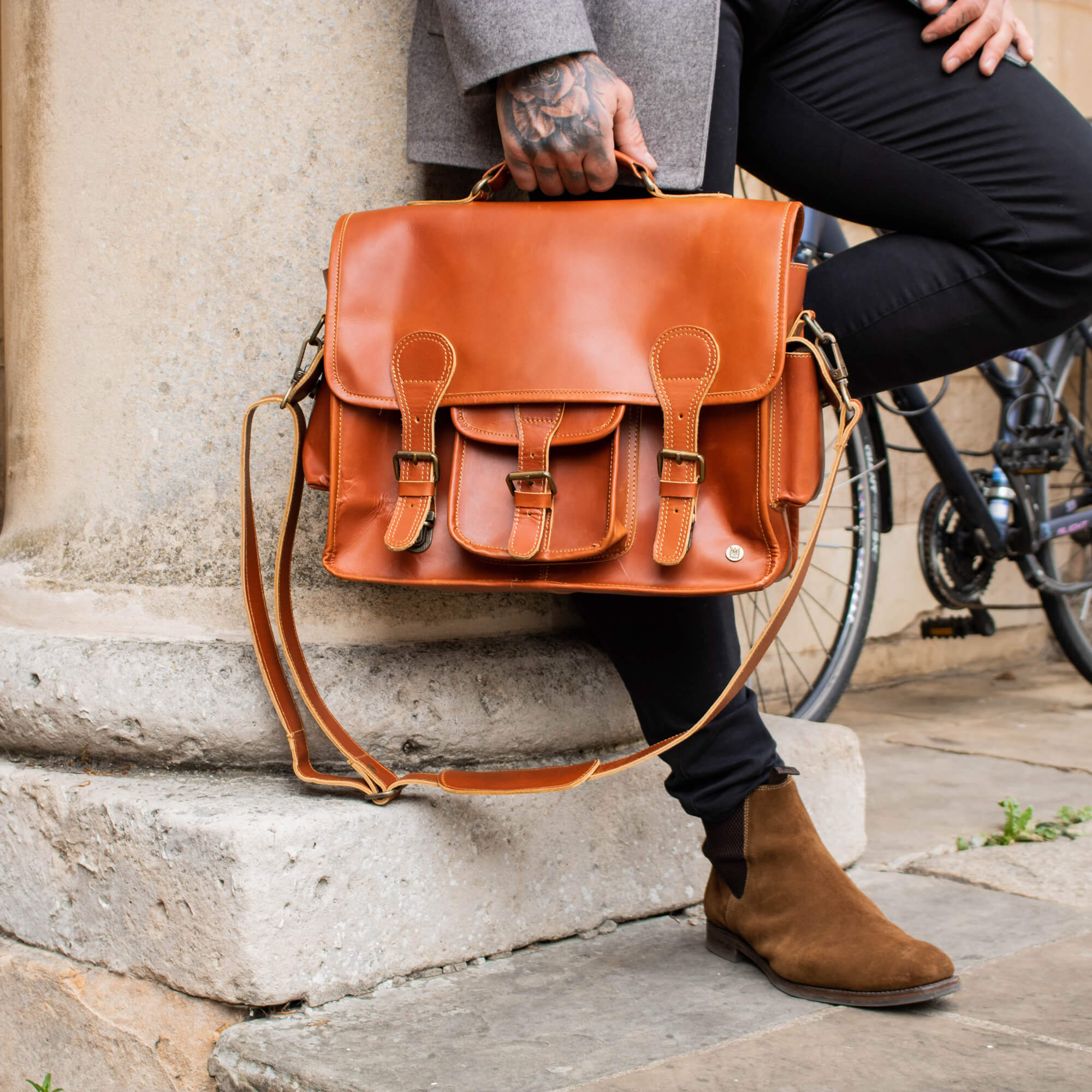 7 of the Best Messenger Bags for College Students Must Have