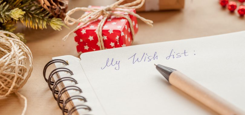 College Dorm Room Essentials for Your Christmas Wishlist