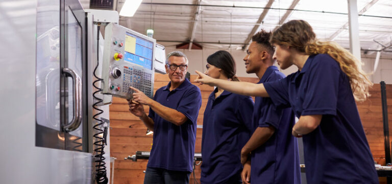 A Look at the Different Fields of Engineering | College Raptor